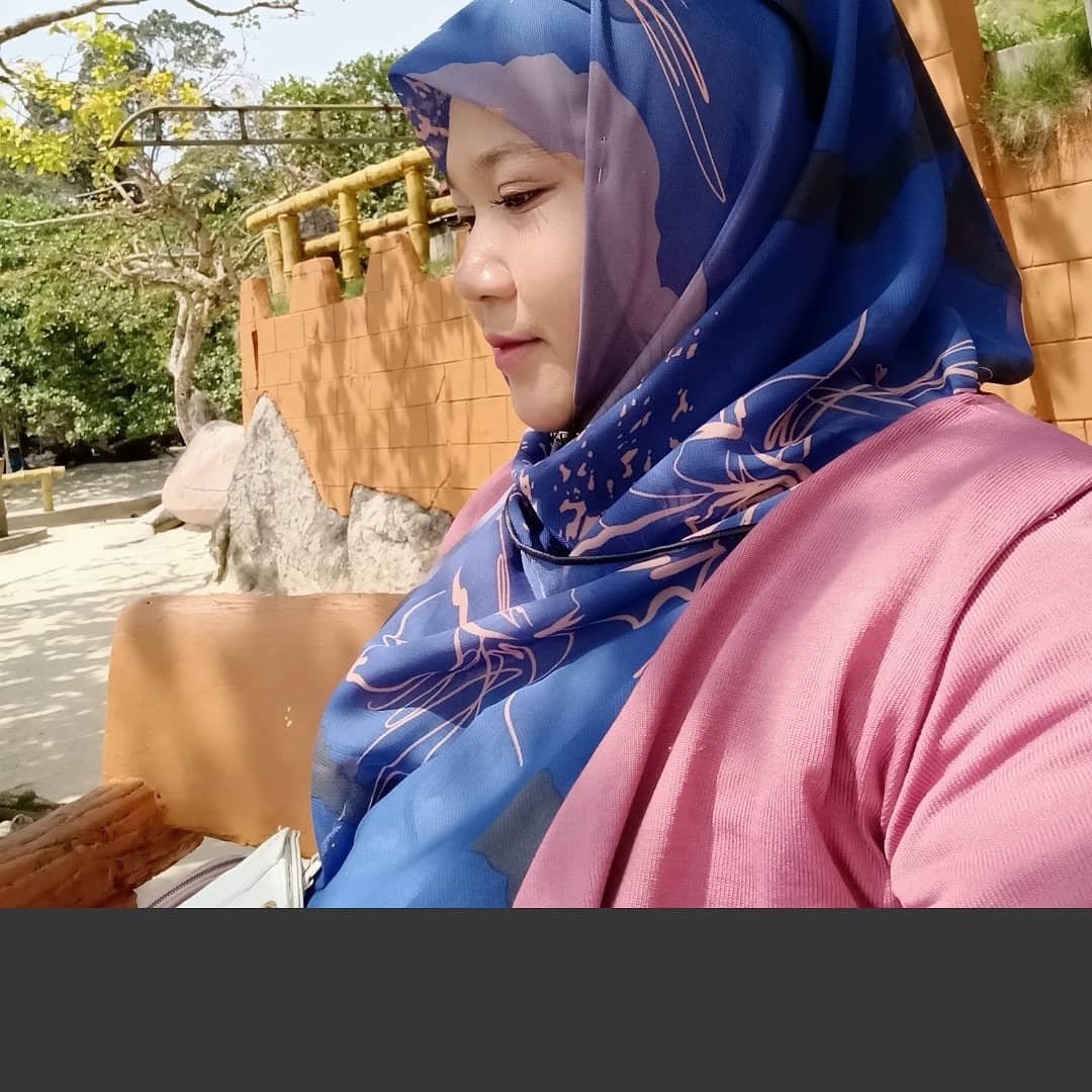 meek na 社群數據— Kolr 全球最大 AI 網紅行銷平台